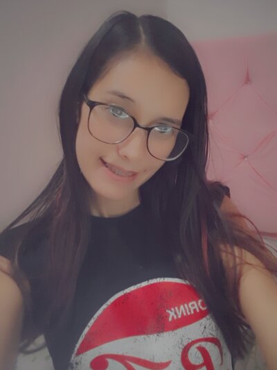 Lucia Hottt Cam Model Free Live Sex Show And Chat Stripchat