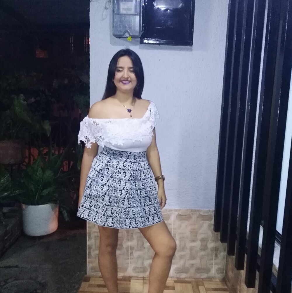 Violeta_rose主播：免费直播性爱表演和聊天 | Stripchat