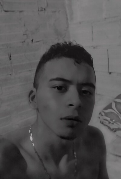 Zander_brown_主播：免费直播性爱表演和聊天 | Stripchat