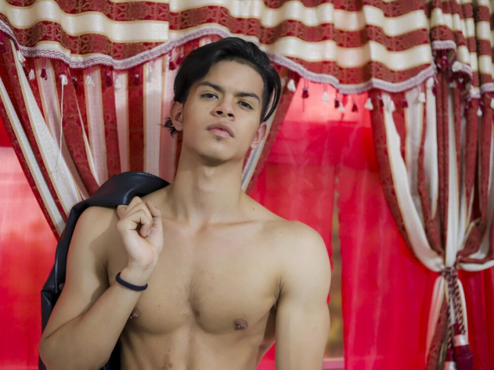 Modelo Webcam Jacee_7: Chat & Show de Sexo en Vivo Gratis | Stripchat