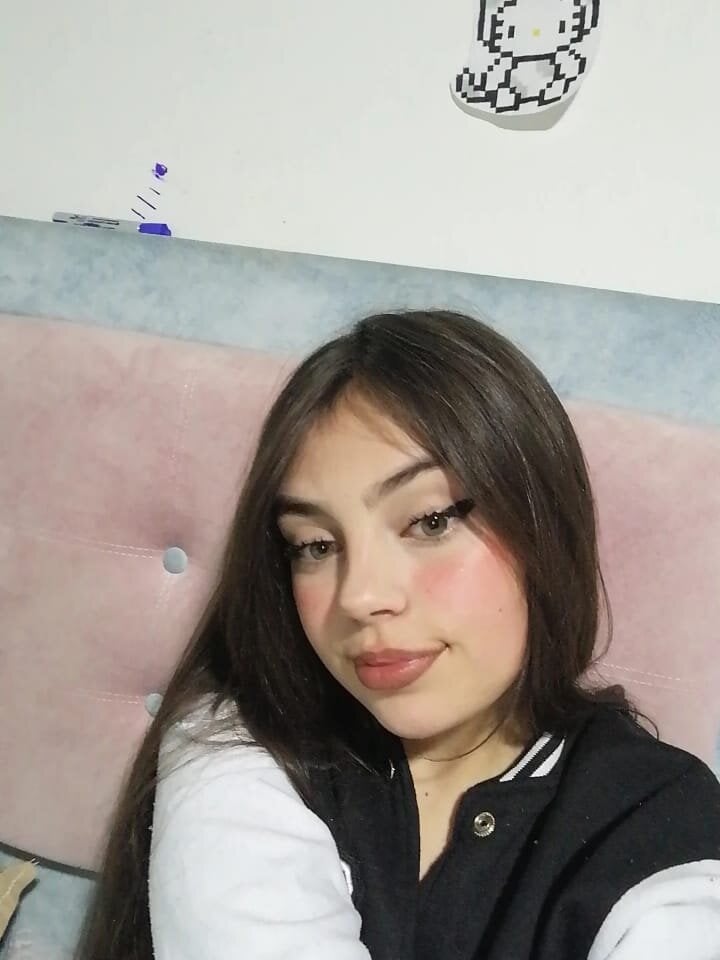 Modelo Webcam Milu_princess_t: Chat & Show de Sexo en Vivo | Stripchat