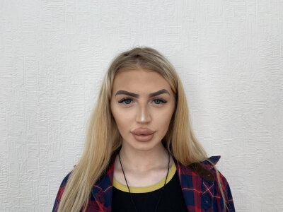 Show modela SamanthaHal na kameri: besplatni seks show i chat | Stripchat