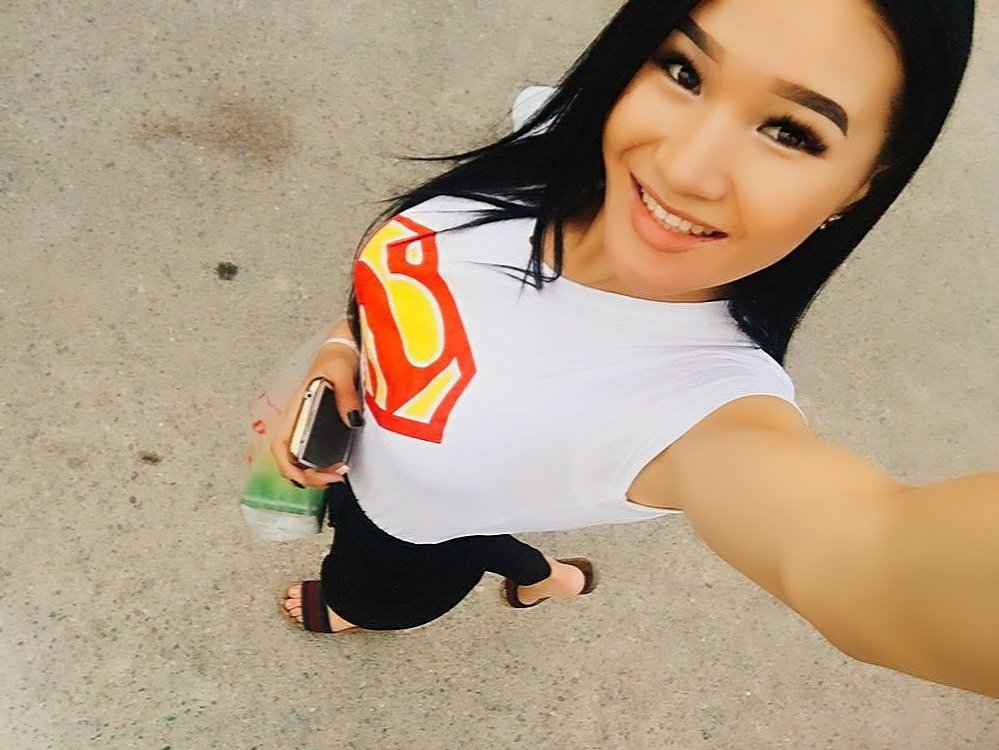 Candy_Vendy含裸照的性感照片墙 | Stripchat