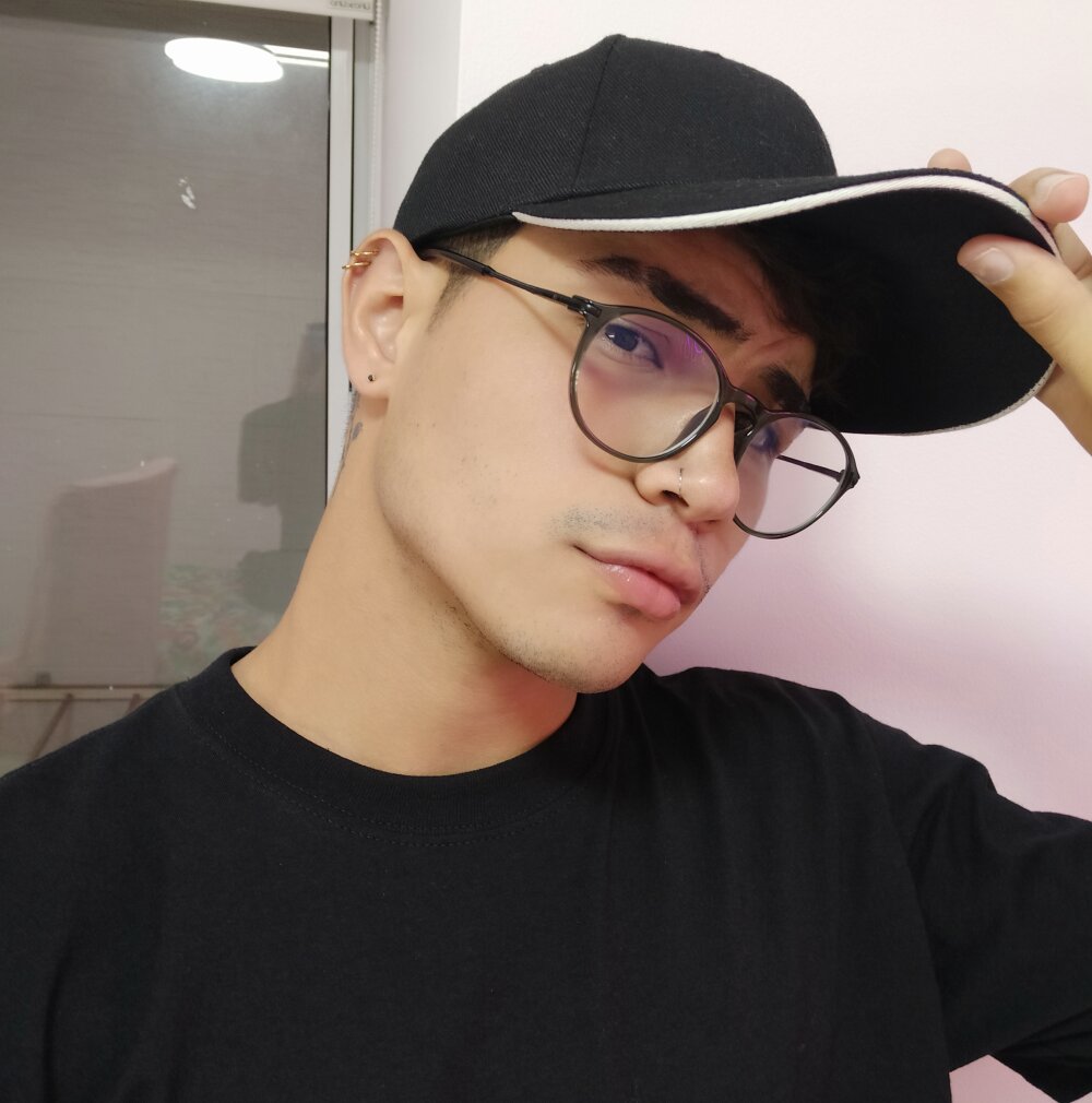 Profil du Modèle Webcam Thomas_Sumer | xHamsterLive