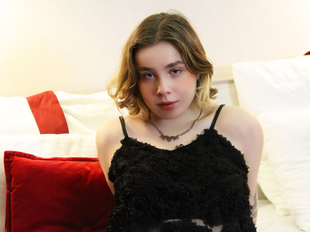 Dazzling_student Cam Model: Free Live Sex Show & Chat | Stripchat