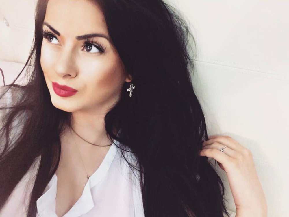 Lionna Cam Model Profile | Stripchat