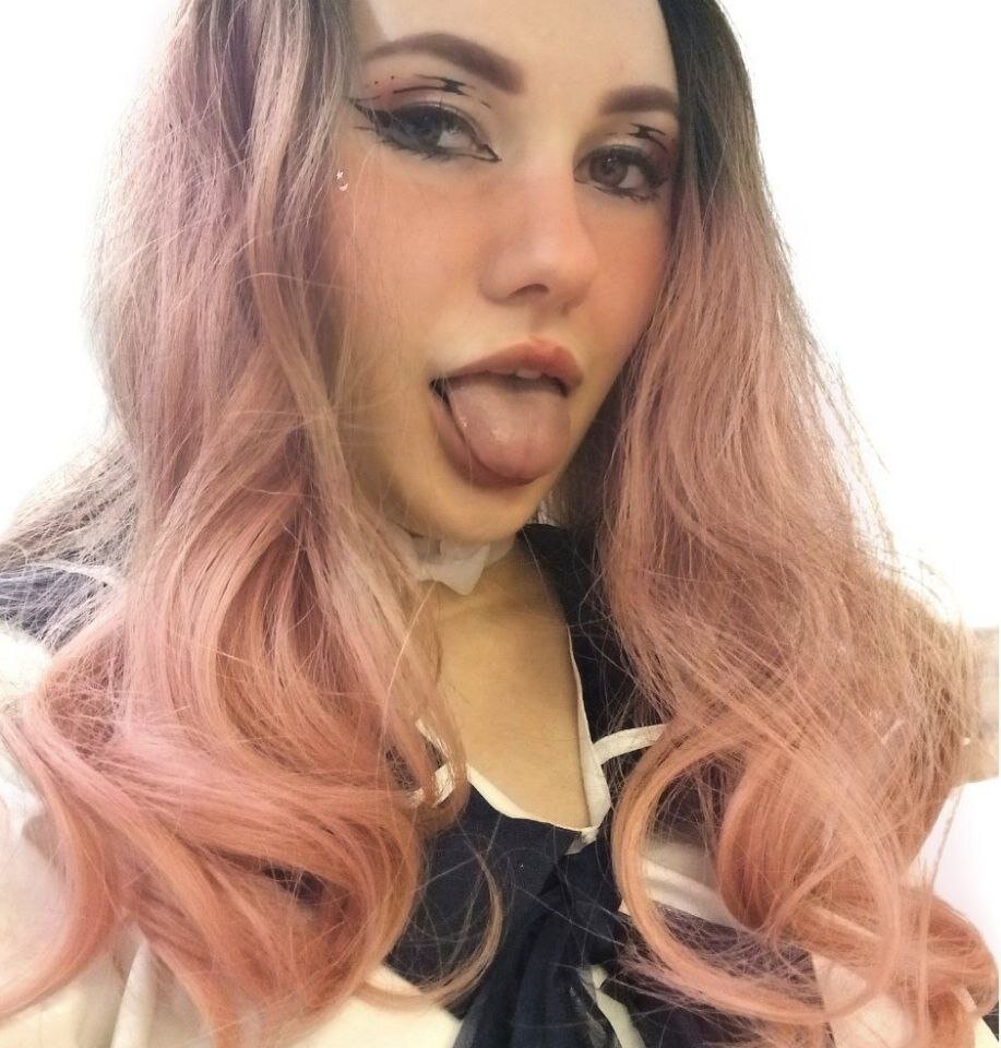 Emma Yes Cam Model Free Live Sex Show And Chat Stripchat