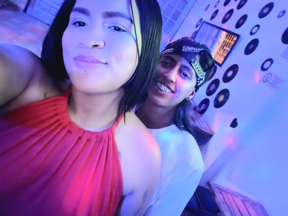 Dominant And Bicth Free Shemale Porn Cams And Sex Chat Bemyhole Cam