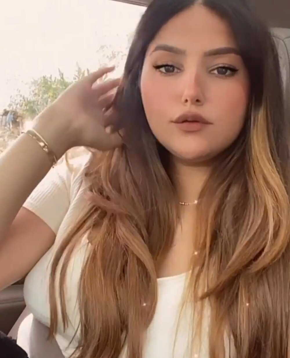 --Sofia--_ Cam Model: Free Live Sex Show & Chat | Stripchat