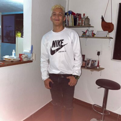 Profil du Modèle Webcam Ivar_Smith | xHamsterLive