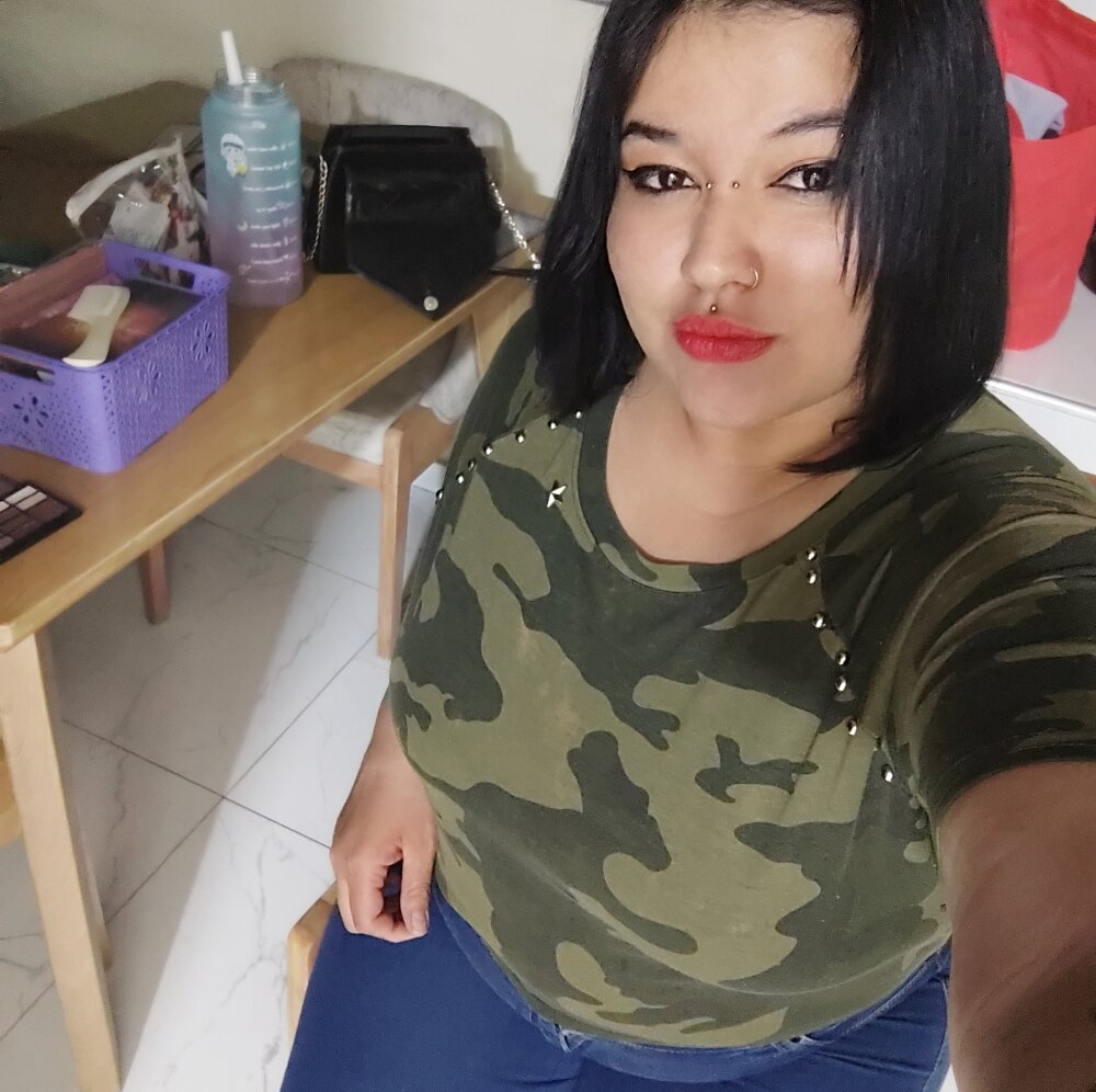 Modelo Webcam Antonelaxx: Chat & Show de Sexo en Vivo Gratis | Stripchat