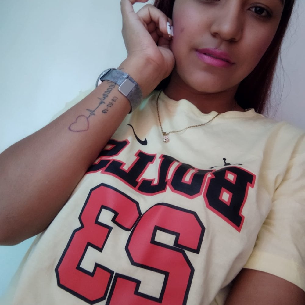 Daniela_ferrer cammodell: Gratis livesexshow & chatt | Stripchat