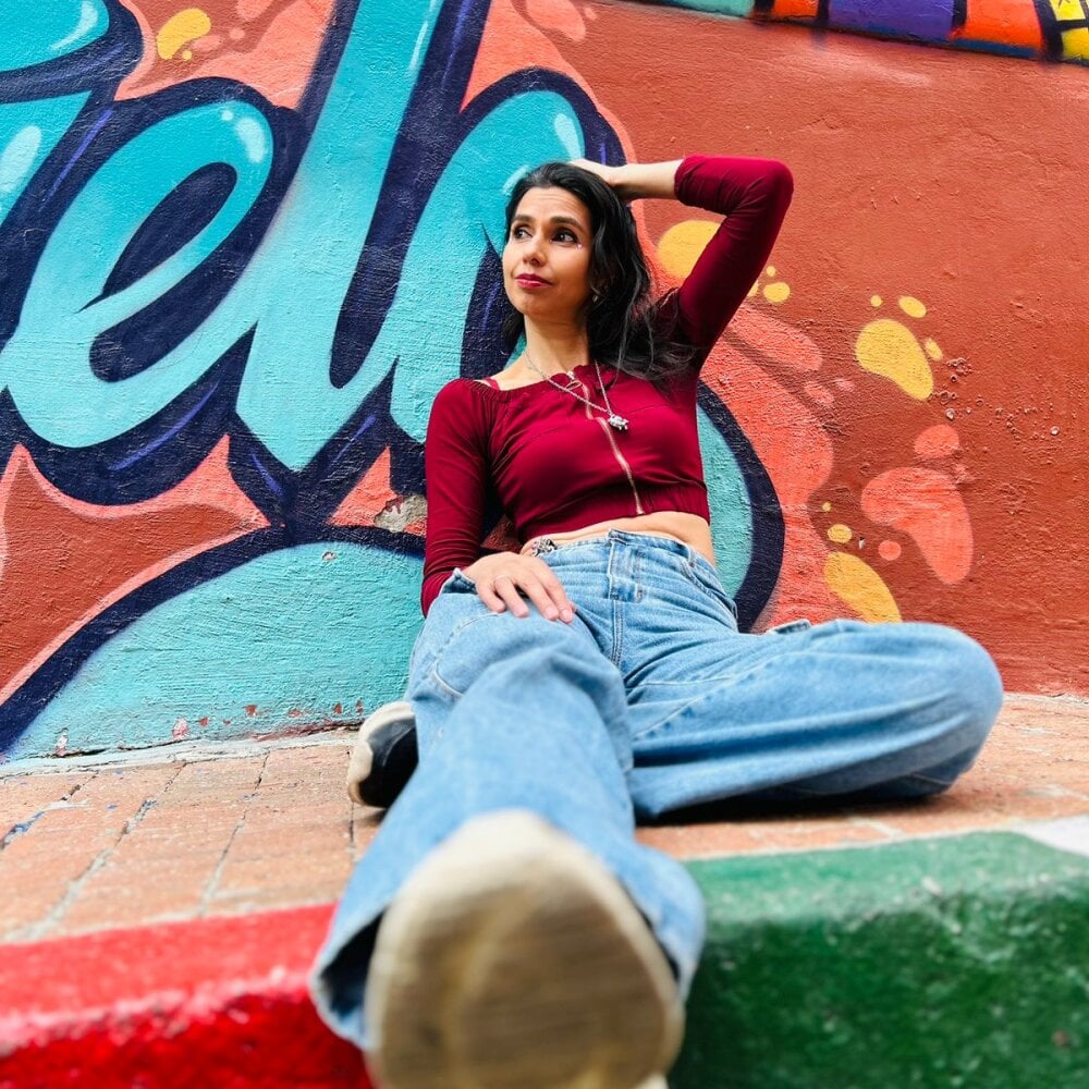 Eva-Williams Webcam Model Profile | xHamsterLive