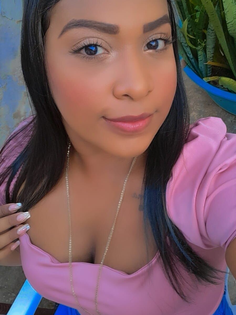 Andreina_sexyhot19 Free Live Webcam Show & XXX Chat | xHamsterLive