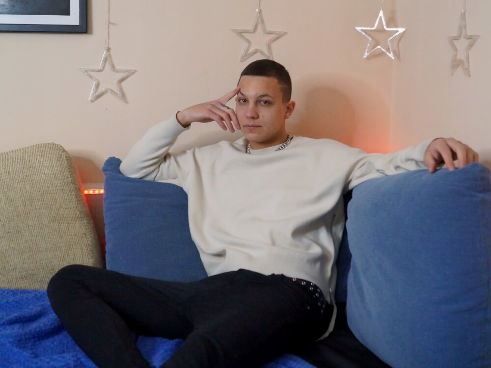 Young Pimp Cam Model Free Live Sex Show And Chat Stripchat