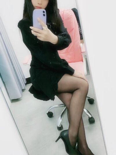 Fei-Fei-FF Cam Model Profile | Stripchat