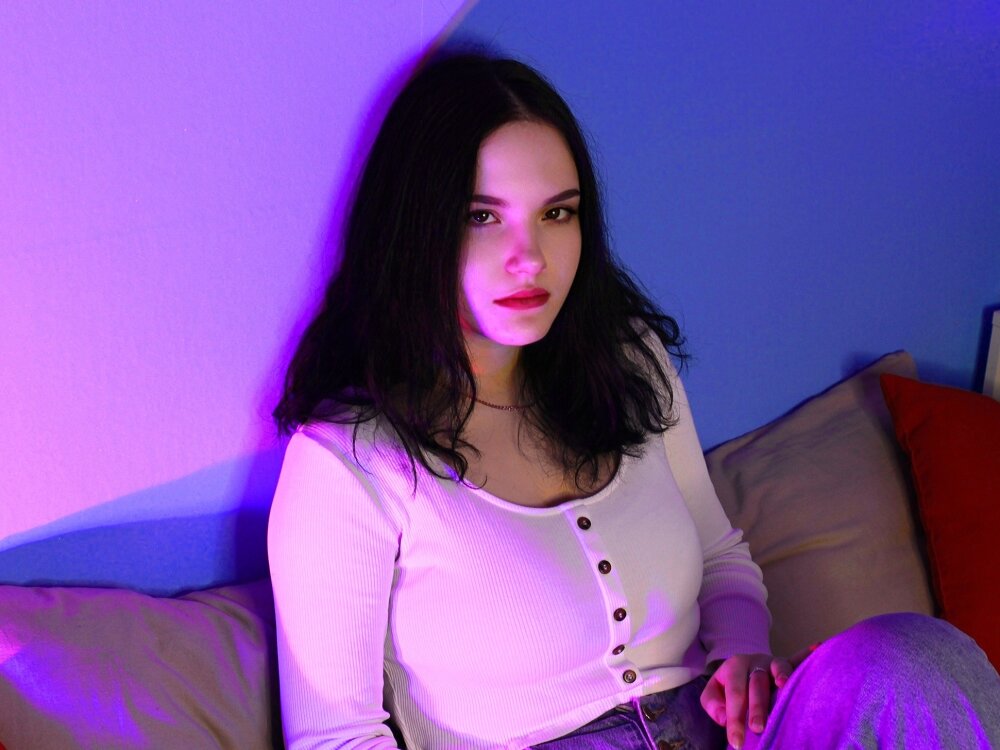 Casey_Meow Free Live Webcam Show & XXX Chat | xHamsterLive