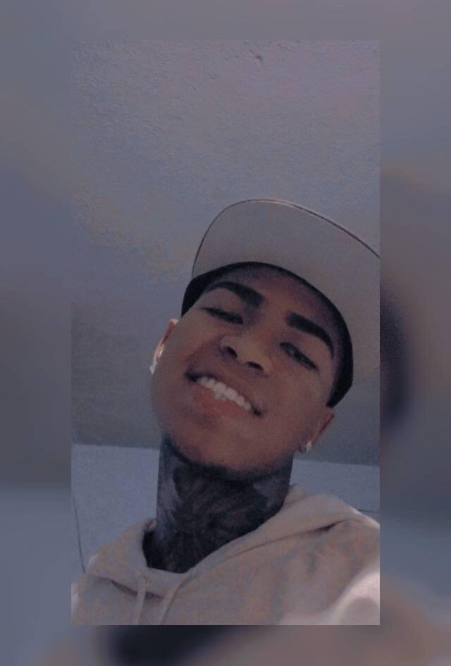 Modelo Webcam Liamz-: Chat & Show de Sexo en Vivo Gratis | Stripchat