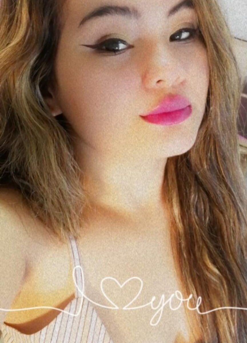 Alice_Rosset Cam Model: Free Live Sex Show & Chat | Stripchat