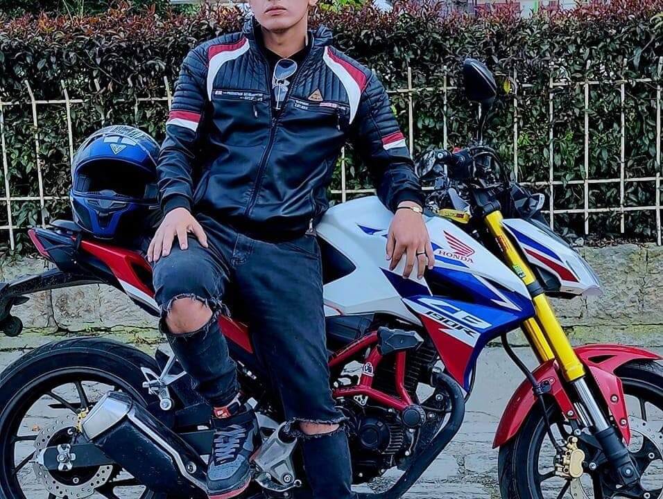 Tatan_gray Webcam Model Profile | xHamsterLive